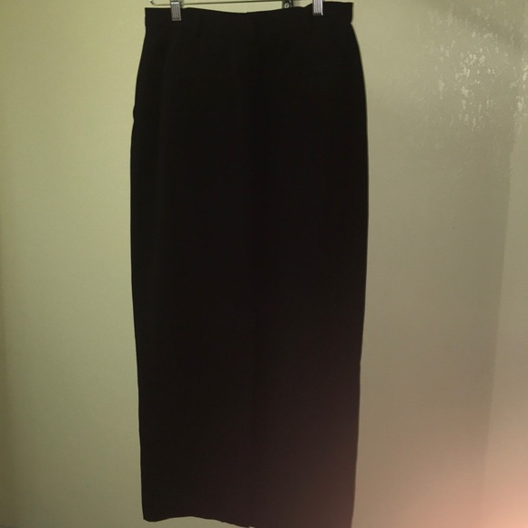 Danielle Martin | Skirts | Danielle Martin Black Skirt Sz 8 | Poshmark